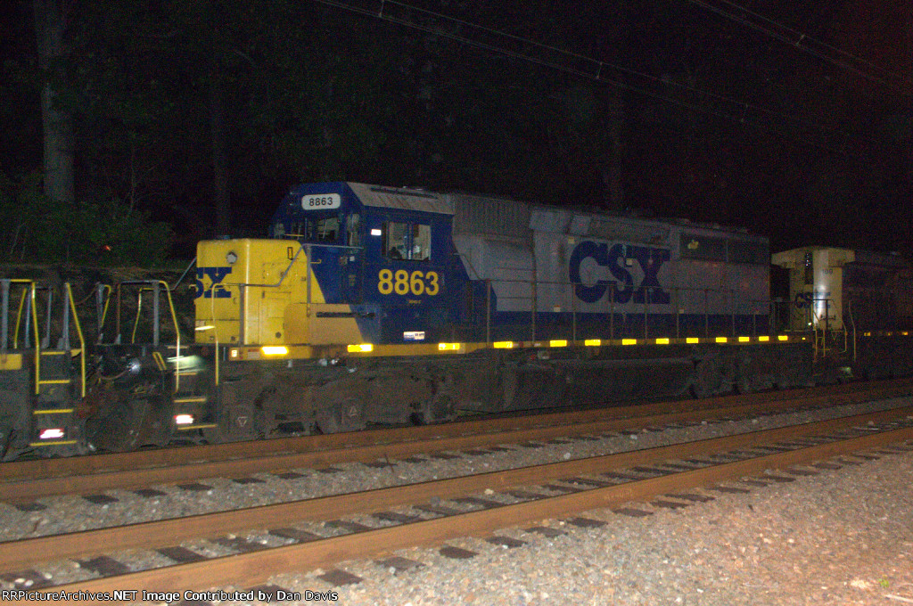 CSX SD40-2 8863 trails on Q417-02